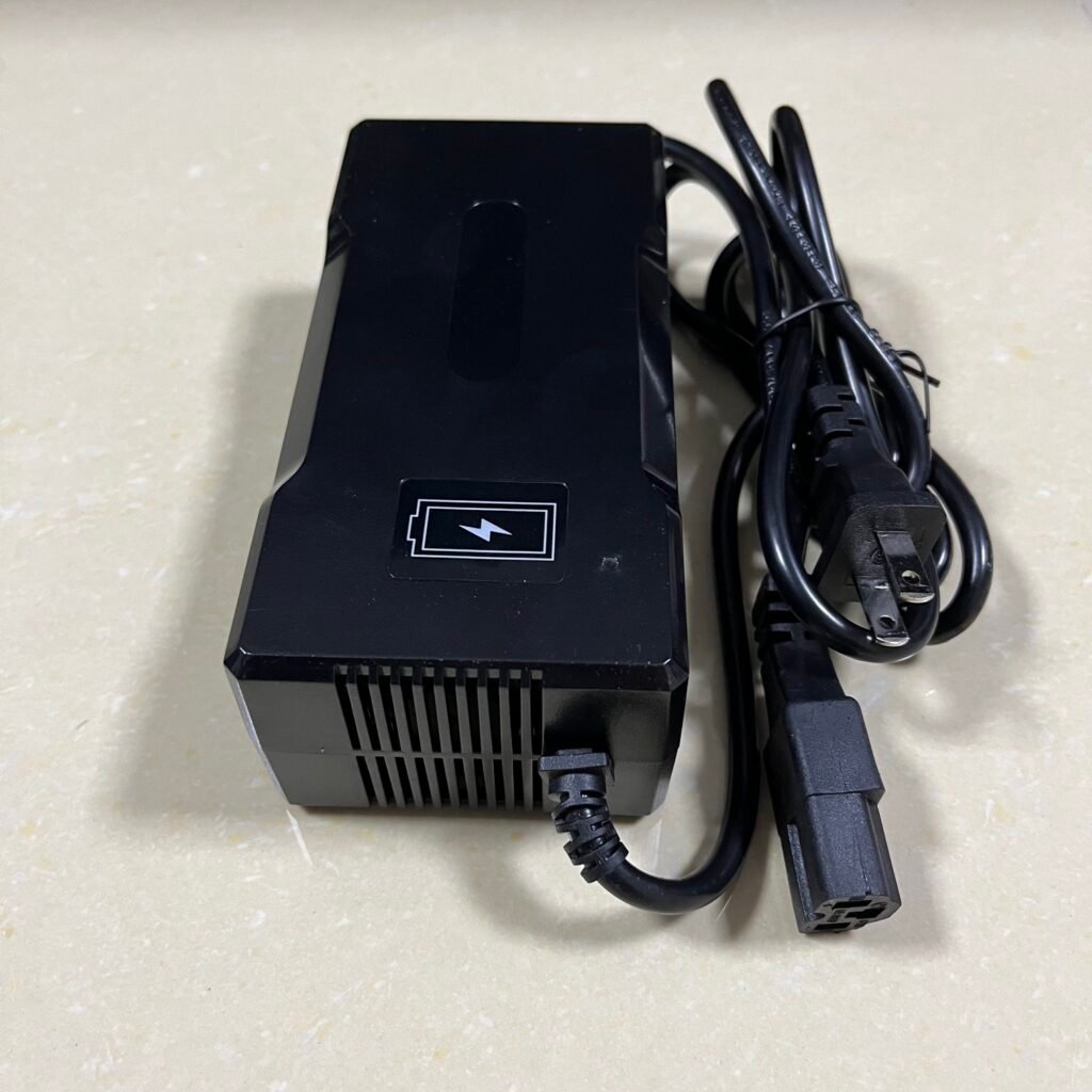 24V 5A CHARGER FOR 24V Lithium ion Battery INPUT (100-240V) - Sun Cycle ...